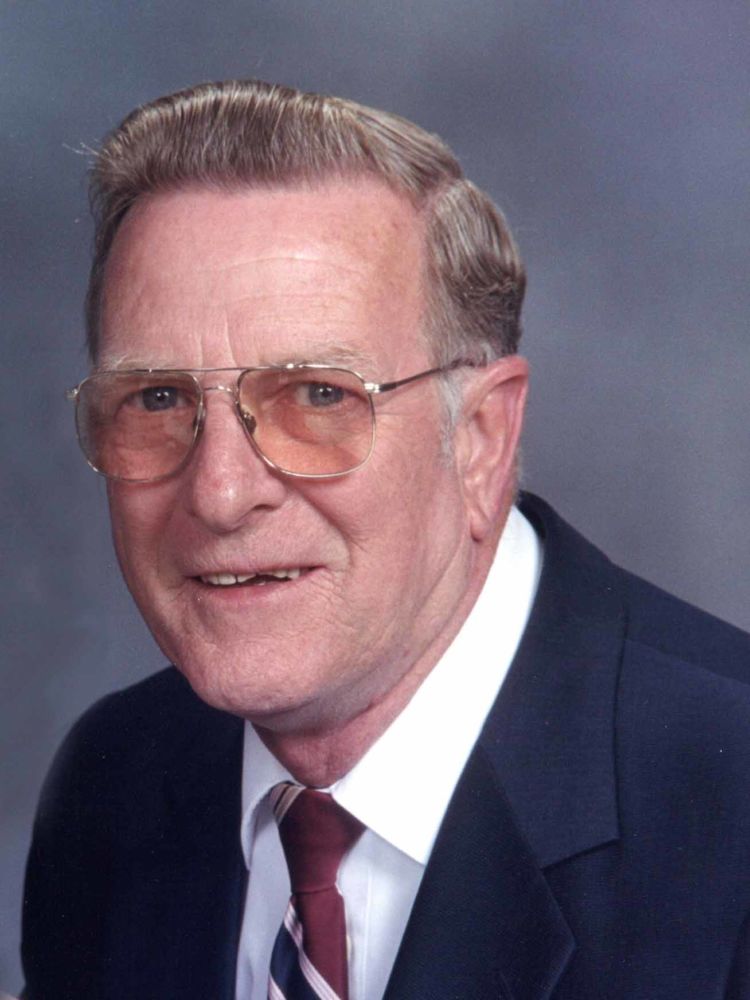 Robert E. Borst | MKD Funeral Homes | Grand Rapids, MI