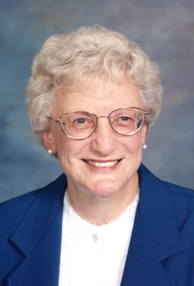 Helen Smits | MKD Funeral Homes | Grand Rapids, MI